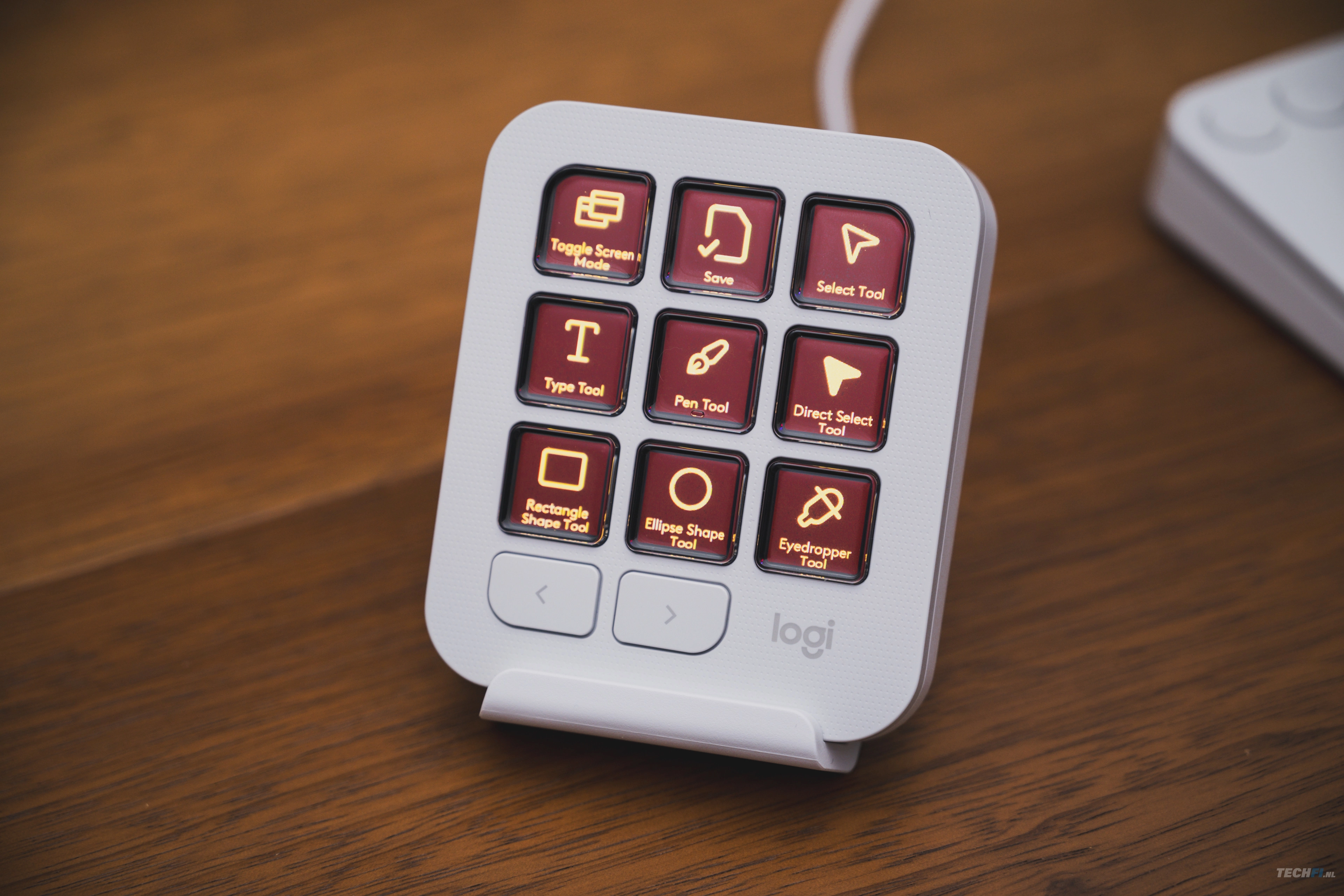 Logi MX Creative Console review: aanrader voor Adobe creators | TechFi