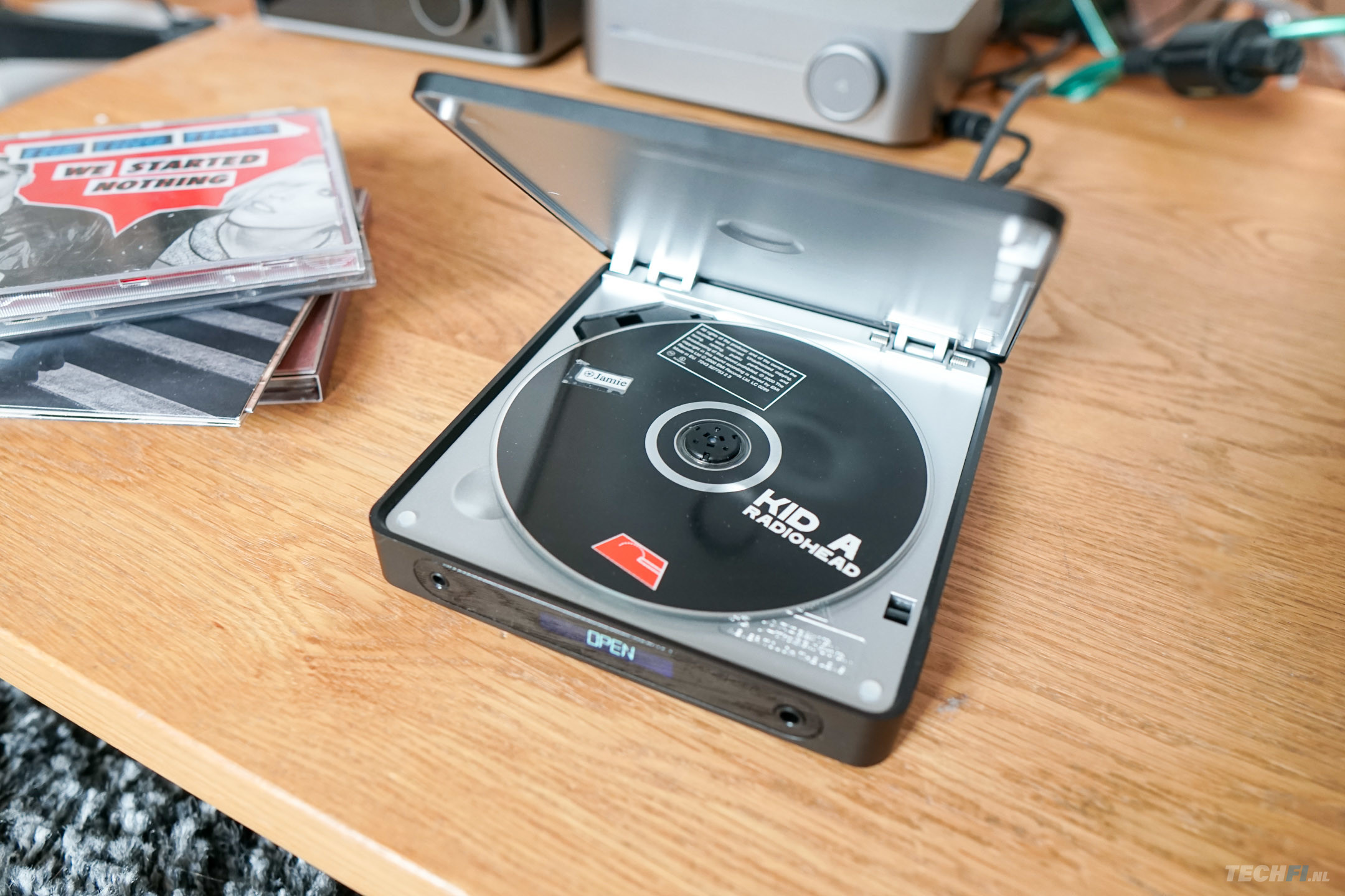 FiiO DM13 review: nostalgische discman met Bluetooth | TechFi