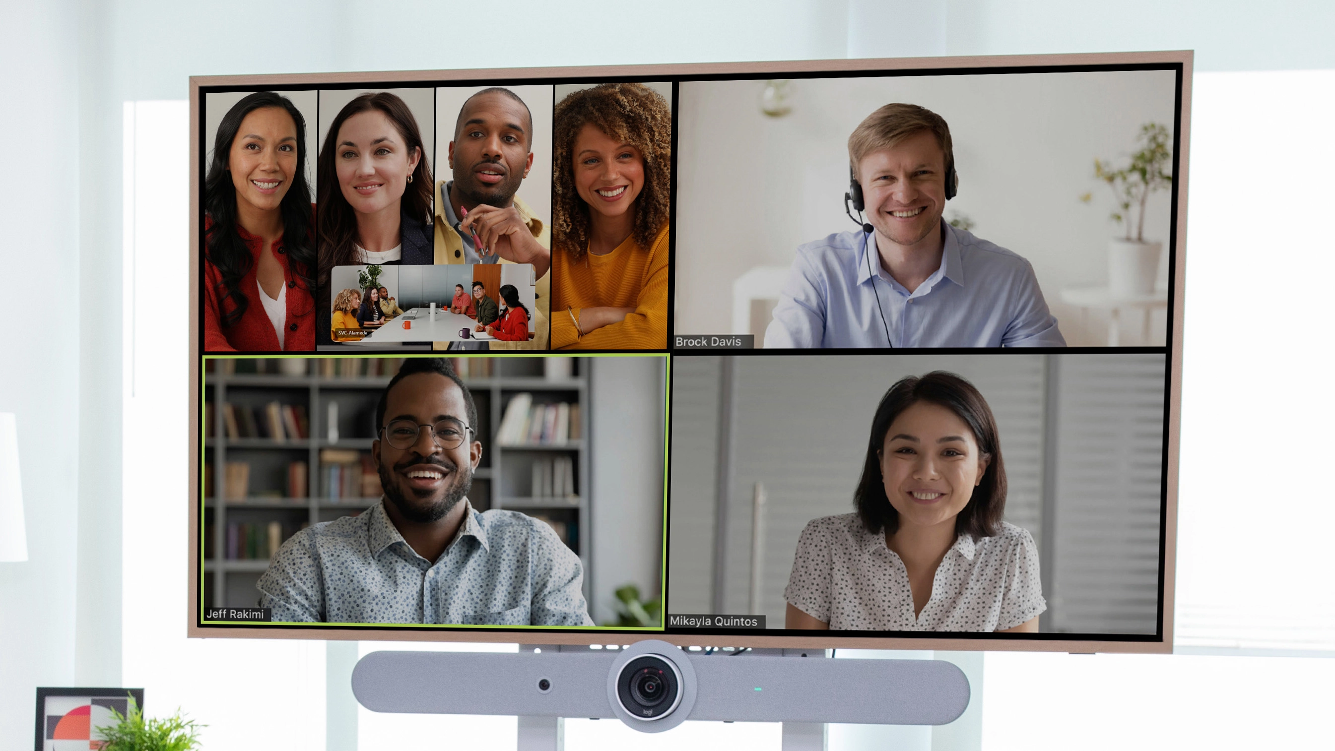 Logitech Sight moet vergaderen op afstand persoonlijker maken | TechFi